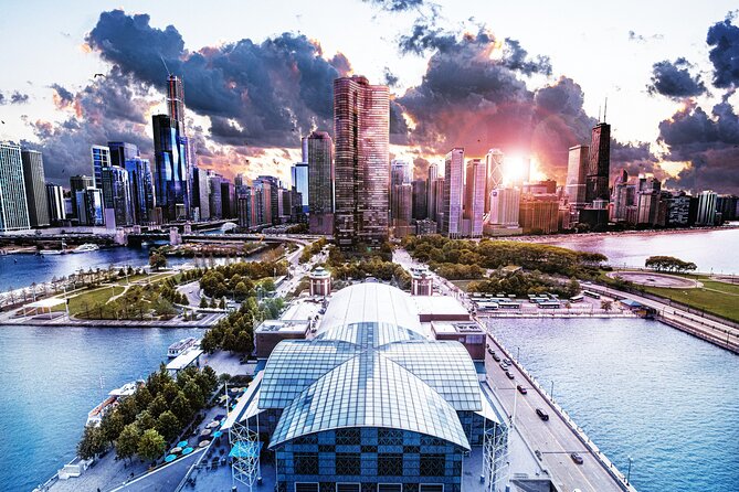 Chicago 4-Hour Private Sightseeing Transfer by Luxury Limousine - Exploring Chicago in Style: The 4-Hour Private Limousine Tour