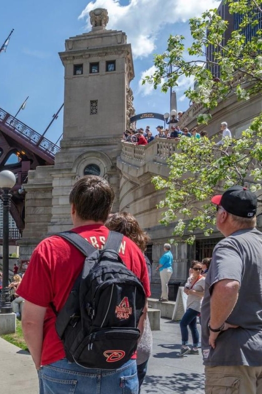 Chicago: Best of Attractions Walking Tour +Bike/Kayak Rental - What Makes This Tour Stand Out?