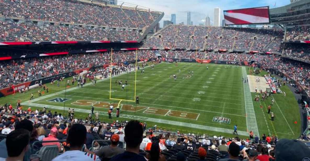 Chicago: Chicago Bears Football Game Ticket at Soldier Field - The Experience at Soldier Field: What You Can Expect