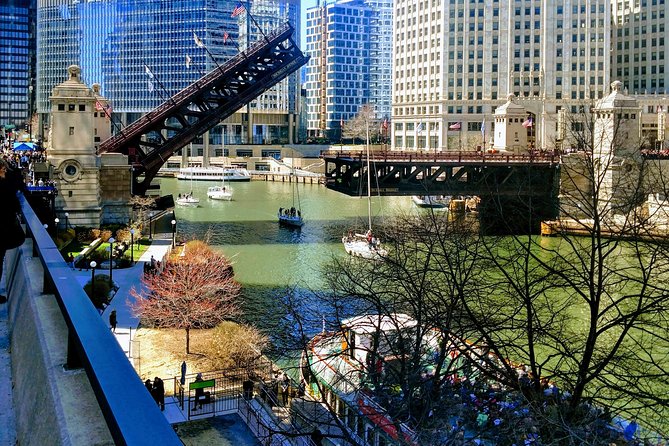 Chicago City Tour with Architecture River Cruise Option - FAQs