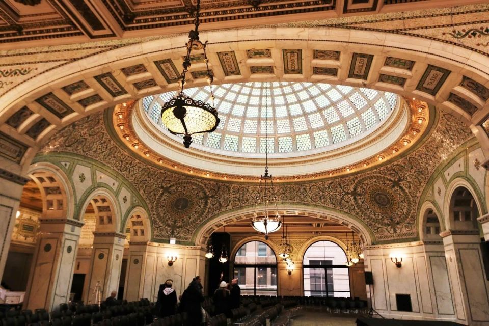 Chicago Downtown Highlights Private Walking Tour - Key Points