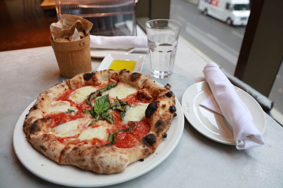 Chicago: Downtown Pizza Guided Walking Tour with Tastings - Detailed Breakdown of the Experience