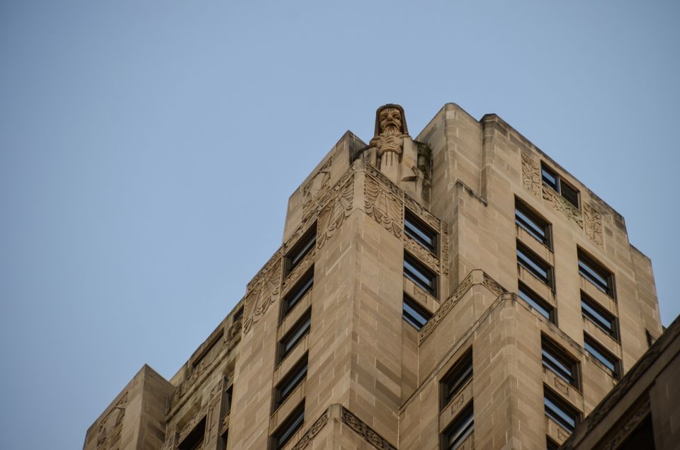 Chicago: Elevated Architecture Walking Tour - Chicago: Elevated Architecture Walking Tour – An Authentic Look at the Windy Citys Iconic Skyline