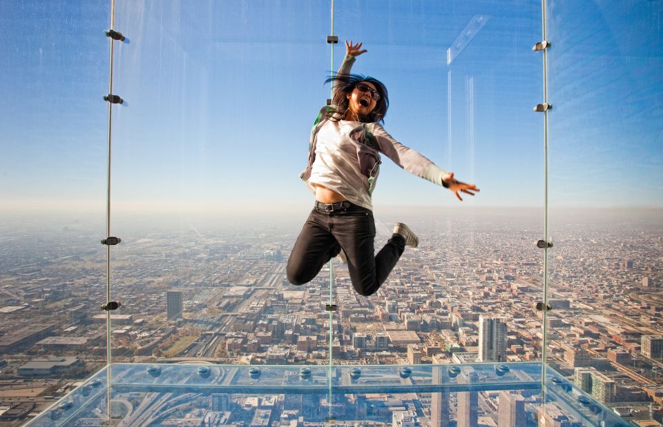 Chicago: Explorer Pass Save up to 50% - includes SkyDeck - Breaking Down the Experience