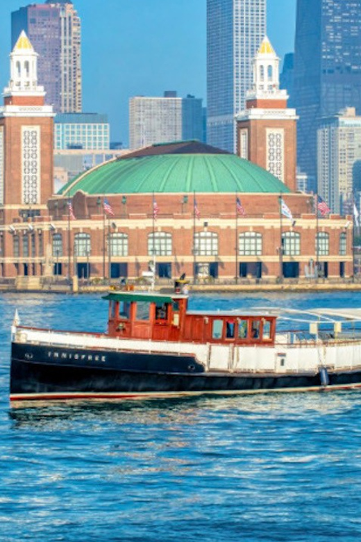 Chicago: Historic Architecture Chicago River Small Boat Tour - Pricing & Value