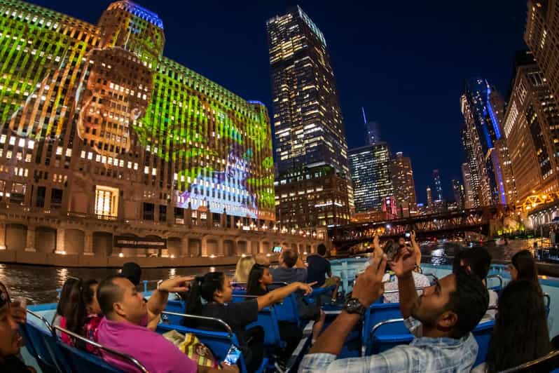 Chicago: Historic Gangsters & Ghosts Night Cruise - Why You Should Consider Booking