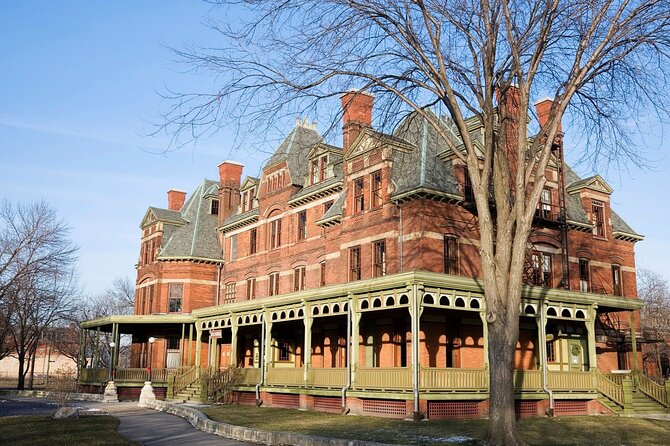 Chicago Historic Pullman Town Private Half-Day Walking Tour - The Experience You’ll Gain