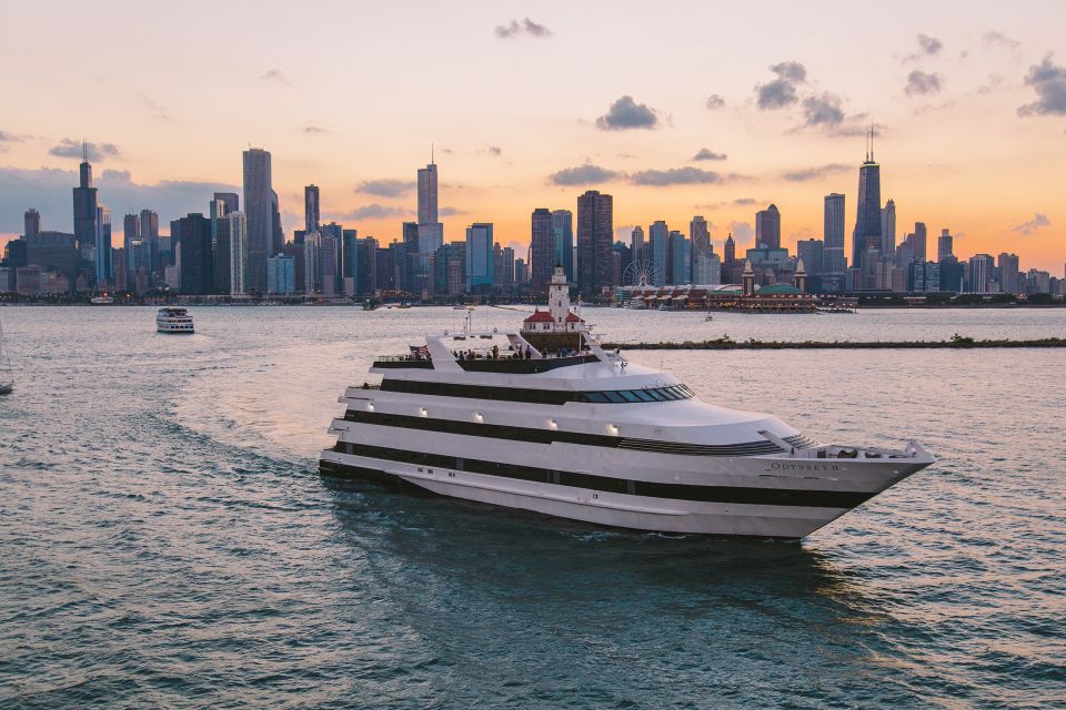 Chicago: Lake Michigan Lunch or Dinner Cruise - Chicago: Lake Michigan Lunch or Dinner Cruise Review