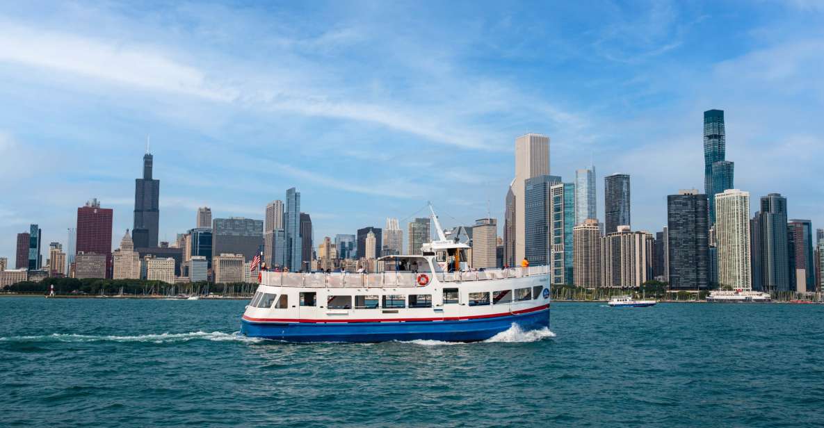 Chicago: Lake Michigan Skyline Cruise - A Closer Look at the Chicago Skyline Lake Cruise  