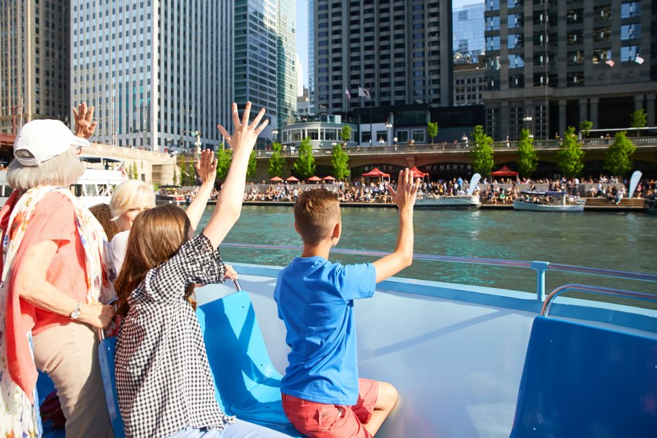Chicago: Narrated Sightseeing River and Lake Cruise - Sights and Landmarks: What You’ll See