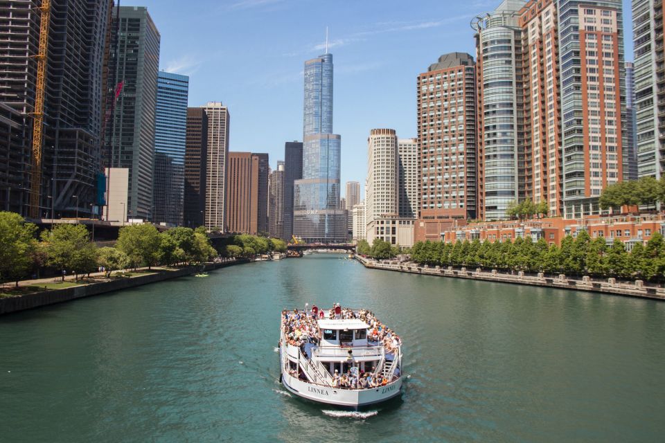 Chicago River: 1.5-Hour Guided Architecture Cruise - An In-Depth Look at the Cruise Experience