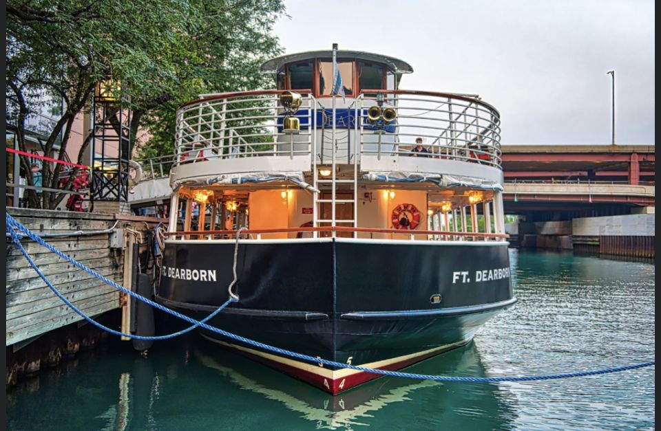 Chicago River: 1.5-Hour Guided Architecture Riverboat Tour - An In-Depth Look at the Chicago River Architecture Tour