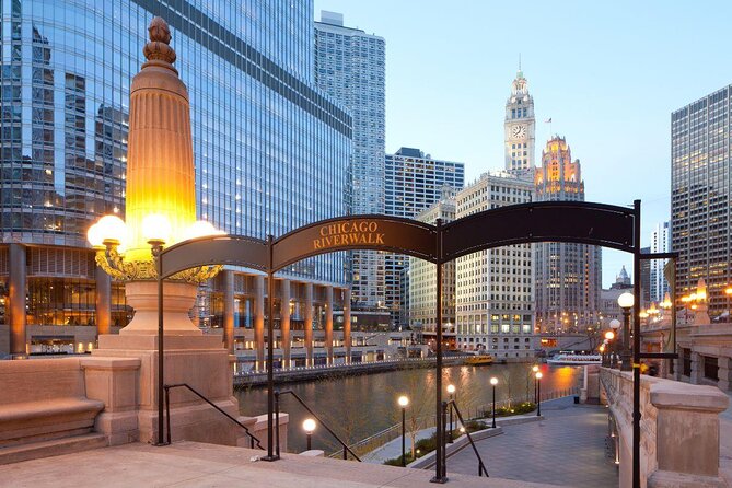 Chicago River 90-Minute Architecture Tour - An In-Depth Look at What to Expect