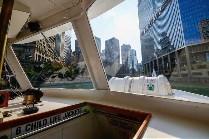 Chicago River Architecture Tour Aboard a Historic Yacht - Final Thoughts: Who Is This Tour For?
