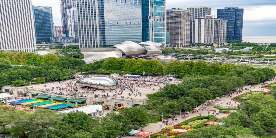 Chicago: Small Group Walking Tour with Skydeck and Boat - Key Points