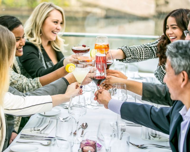 Chicago: Thanksgiving Gourmet Lunch Cruise on Chicago River - Practical Details & Tips
