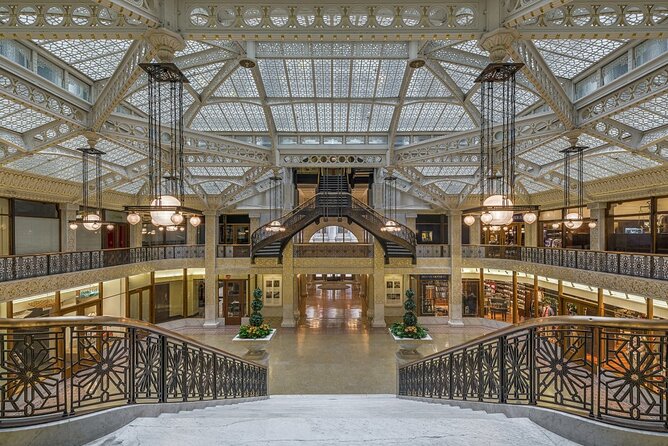 Chicago's Secret Interiors Architectural Walking Tour - Key Points
