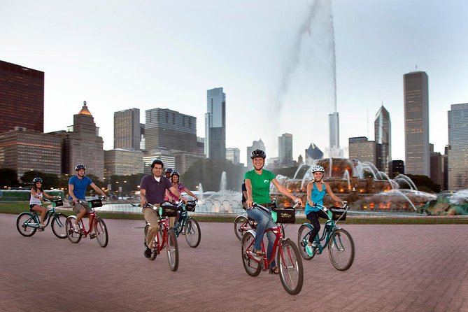 Chicago's Ultimate City Bike Tour - Starting Point and Duration