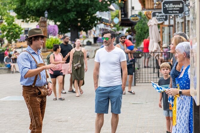 Christmas in July Walking Tour - Key Points
