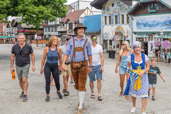 Christmas in July Walking Tour - The Value of the Tour