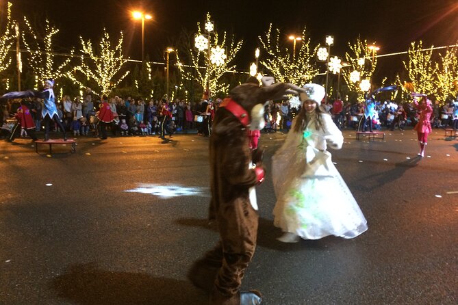 Christmas Lights and Snowflake Lane photo tour - Who Should Consider This Tour?