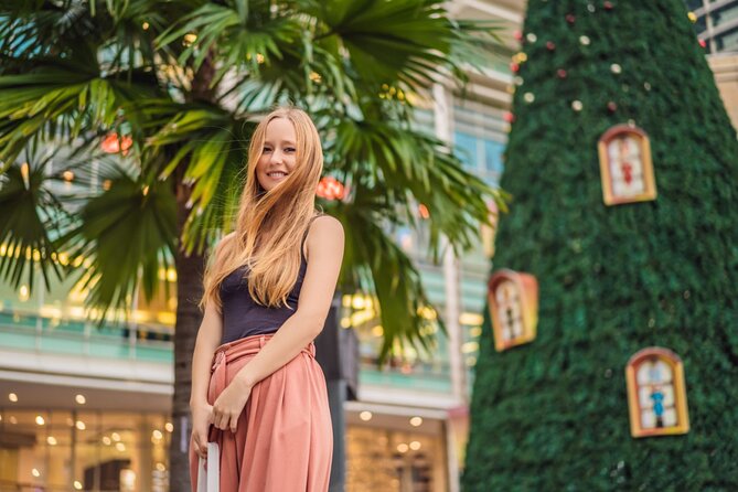 Christmas Time in San Diego - Walking Tour - Exploring the Tour in Detail