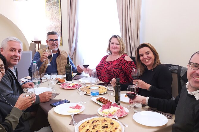 Cigar and Spirits Happy Hour Tour - Key Points