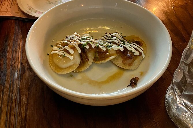 Cincinnati Wine & Dine In OTR with Riverside Food Tours - What Makes This Tour Stand Out?