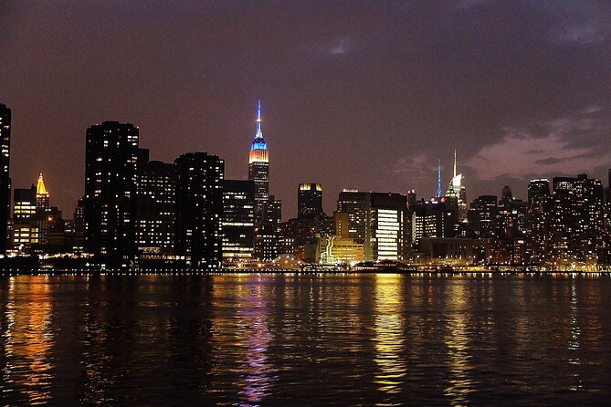 Circle Line: New York City Harbor Lights Cruise - The Downsides