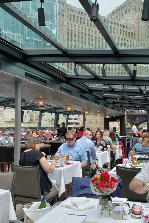 City Cruises Chicago: Brunch, Lunch, or Dinner River Cruise - An Overview of the Chicago River Cruise Experience