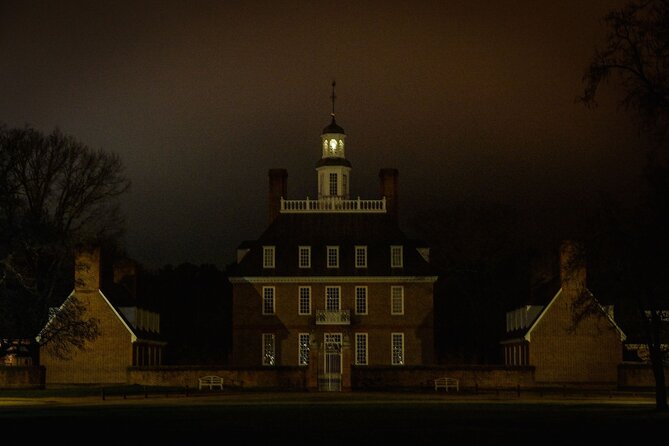 Colonial Williamsburg Dead of Night Ghost Hunt with Equipment - Key Points