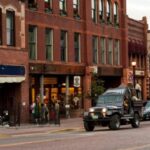 Colorado Springs: Garden of the Gods and Foothills Jeep Tour - Who Should Book This Tour?