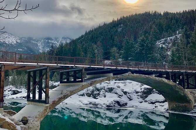 Combo: Scenic Drive & 2hr Snowshoeing Tour in Glacier National Park - Key Points