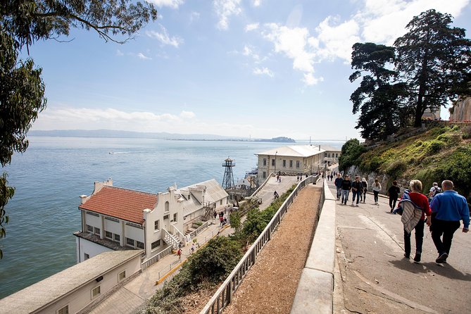 Combo Tour: Alcatraz Island and San Francisco Grand City Tour - FAQ