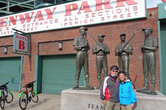Comfort Hybrid Boston City Bike Rental - Who Will Love This Experience?