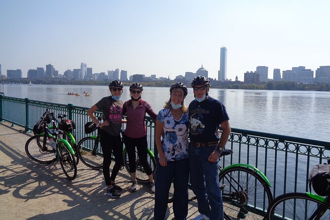 Comfort Hybrid Boston City Bike Rental - FAQ