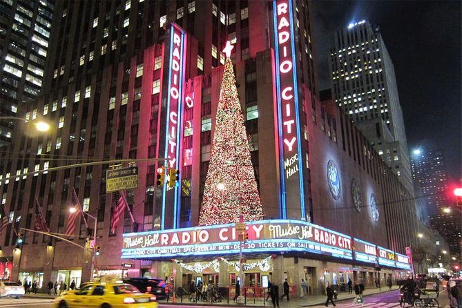 Contrasts VIP + Dyker Heights, Christmas in NYC - Final Thoughts: Is It Worth It?