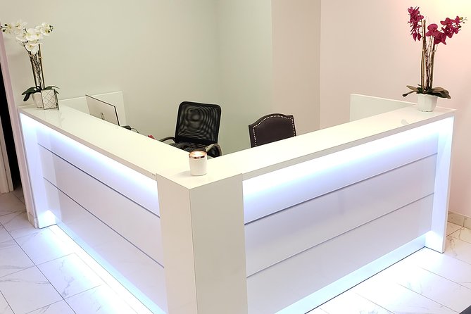 Couples Massage and Facial - Couples Massage and Facial in New York City: A Relaxing Escape