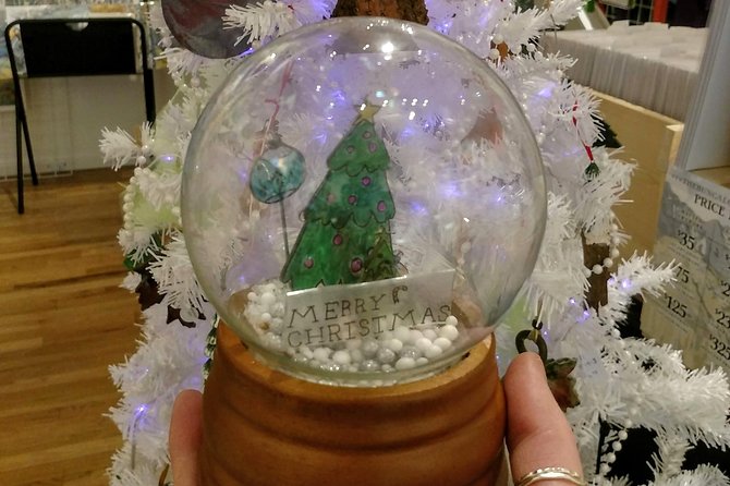Create Your Own Winter Snow Globe in Estes Park - Why This Snow Globe Workshop Stands Out
