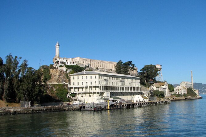 Cruise Around The Alcatraz + Golden Gate Bridge Hop-on Hop-off City Tour - What Travelers Have Said