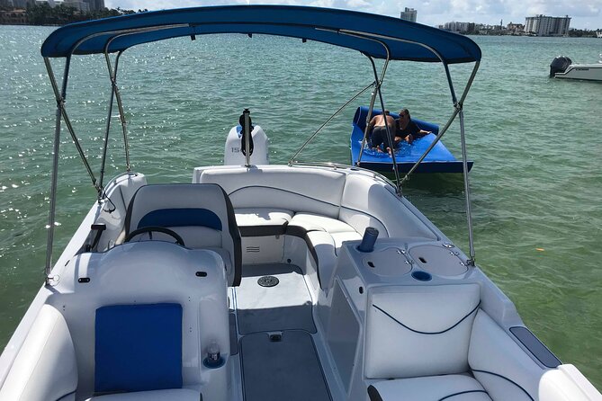 Cruise on a 21 Luxury Deck Boat Choice of Tour Sandbars Watermat - Key Points