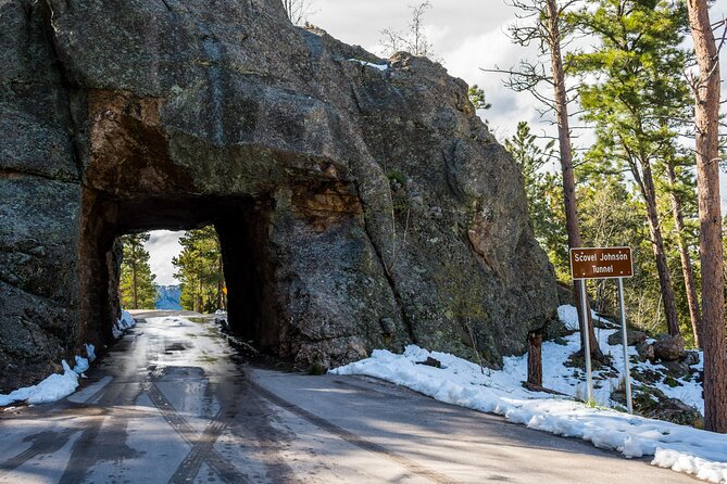 Dakota Highlights: Black Hills, Mt Rushmore & Badlands Audio Tour - In-Depth Look at the Dakota Highlights Audio Tour