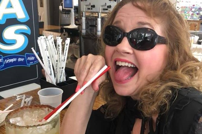 Dallas' Best Tacos and Margaritas Coach Tour - The Guides: Making the Tour Special