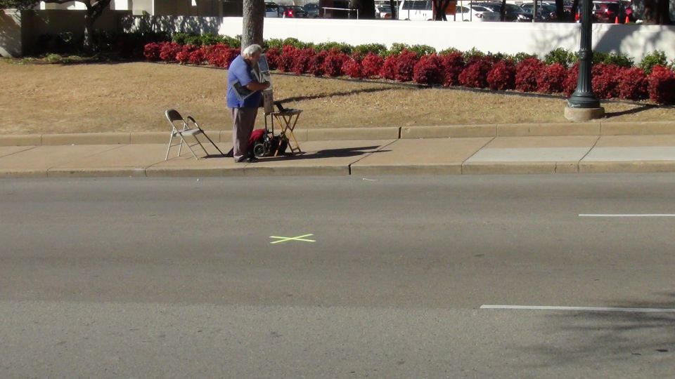 Dallas: JFK Assassination Highlights Walking Tour - Key Points  