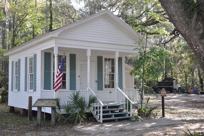 Daufuskie Island Guided History Tour from Hilton Head - Authentic Insights from Reviewers
