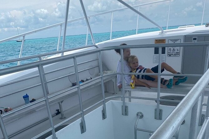 Day Tour Glass Bottom Boat In Islamorada - Key Points
