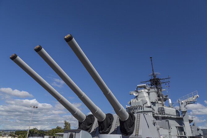Day Trip from Kauai to Oahu: WWII Pearl Harbor Heroes - Who Would Love This Tour?