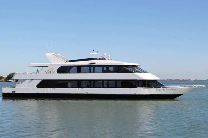 Daytime Yacht Sightseeing Cruise with Optional Dining - Key Points