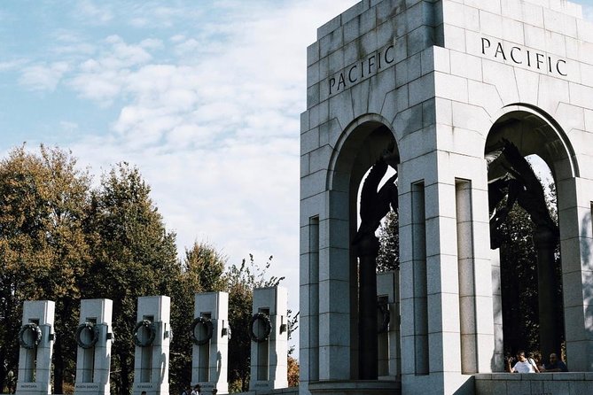 DC Mall w/ Washington Monument Ticket Exclusive Guided Tour - What Sets This Tour Apart?