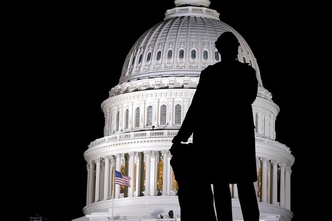 DC Monuments and Memorials Night Tour, Glass Top Upgrade Option - Who Would Love This Tour?